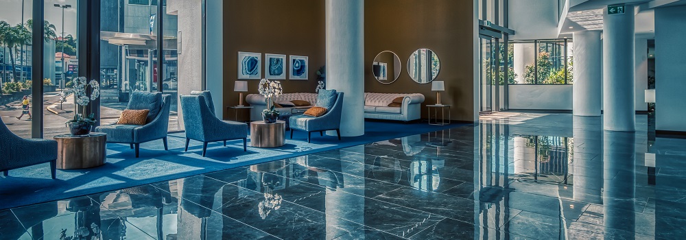 5 Lobby Amenities every Multifamily Complex Needs | Parcel Pending