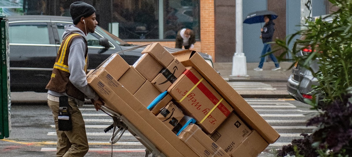 Smart Lockers: Operational Overload | Parcel Pending