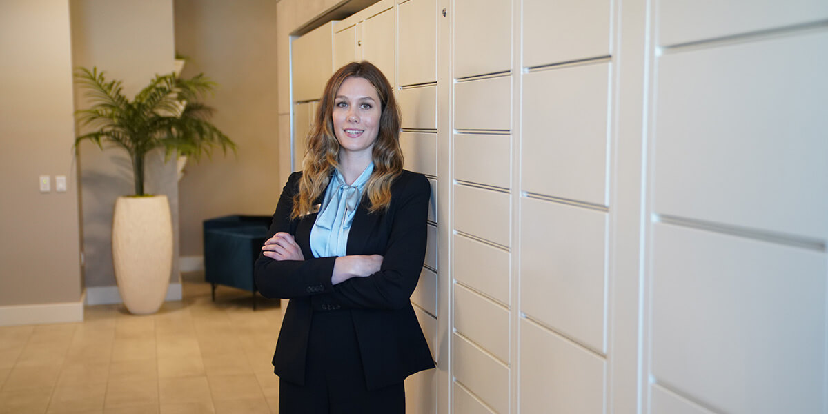 Smart Lockers: The Best Package Insurance for Your Residents - Parcel ...