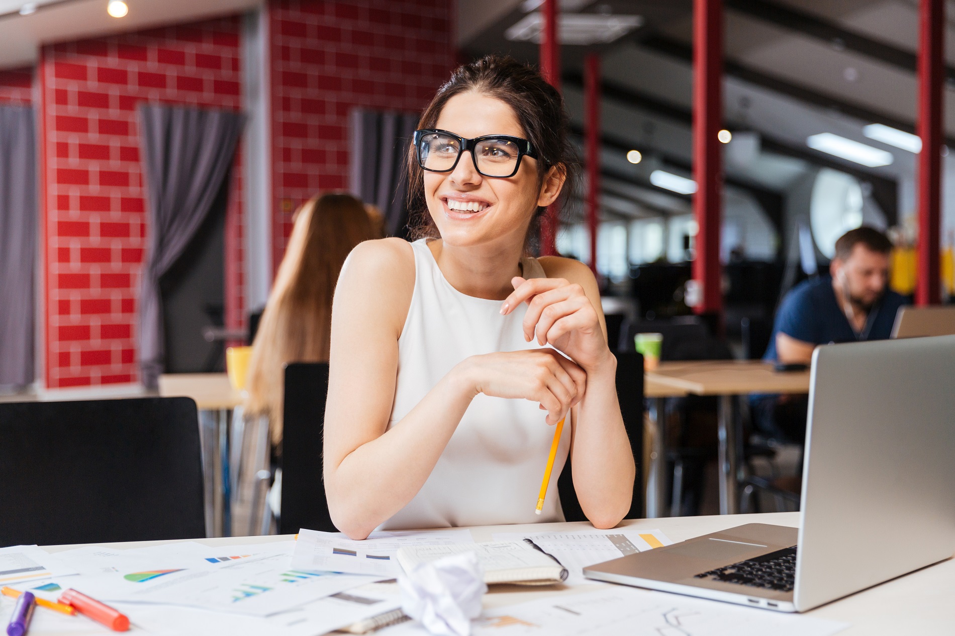 6 Must-Have Smart Office Features | Parcel Pending